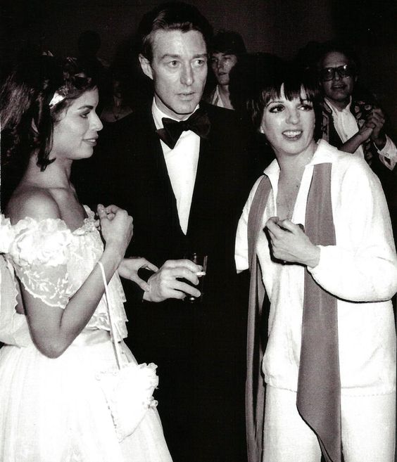 La storia di Halston, lo stilista interpretato da Ewan McGregor | DireDonna