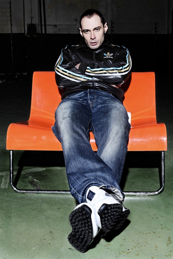 Fabri Fibra lancia Guerra e Pace | DireDonna