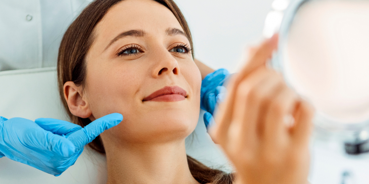 Che differenza c'è tra trattamenti antiage estetici e medicali? | DireDonna